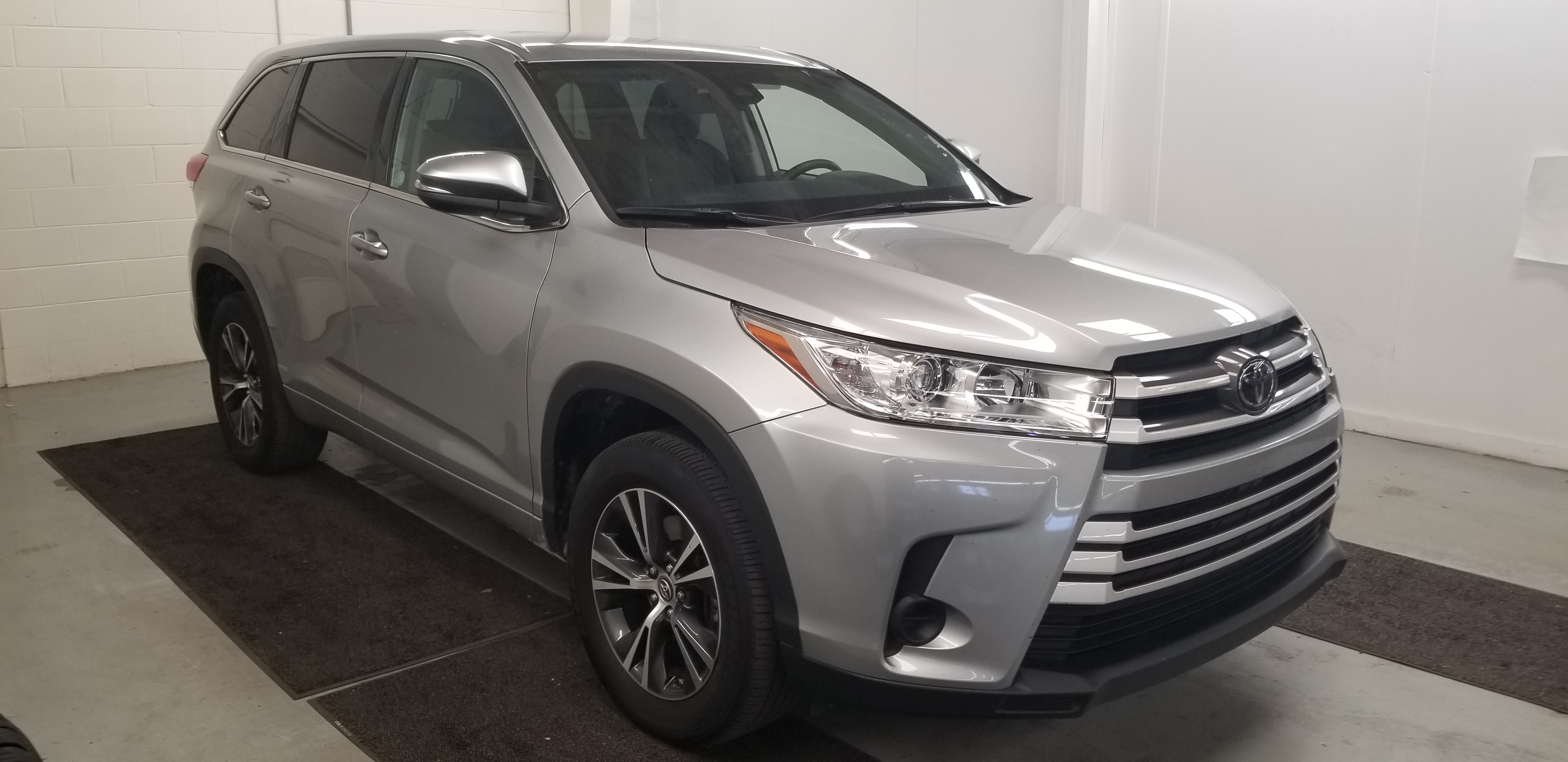 Used 2018 Toyota Highlander - STK# JS251699 - VIN 5TDZZRFHXJS251699 ...